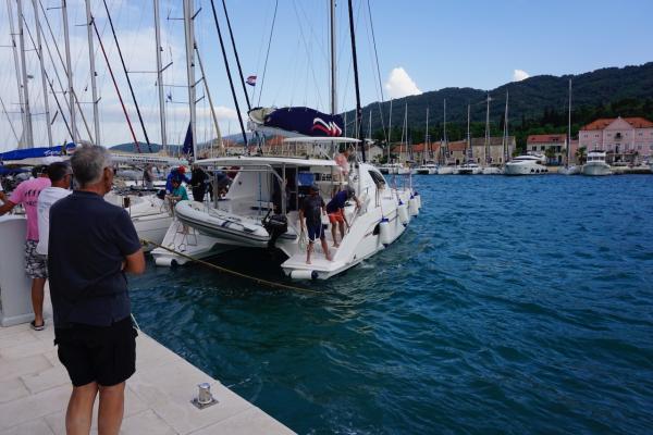 No Apparent Cause: Engine Repair Underway | Cruising Club of America